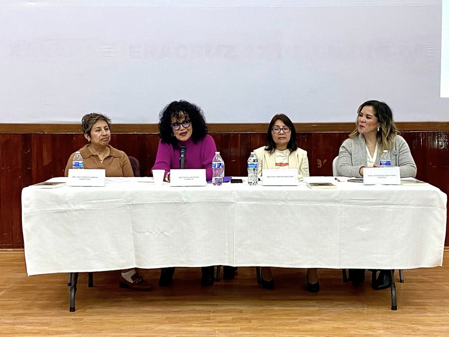 Es necesario seguir fortaleciendo la postulación de mujeres en cargos ...